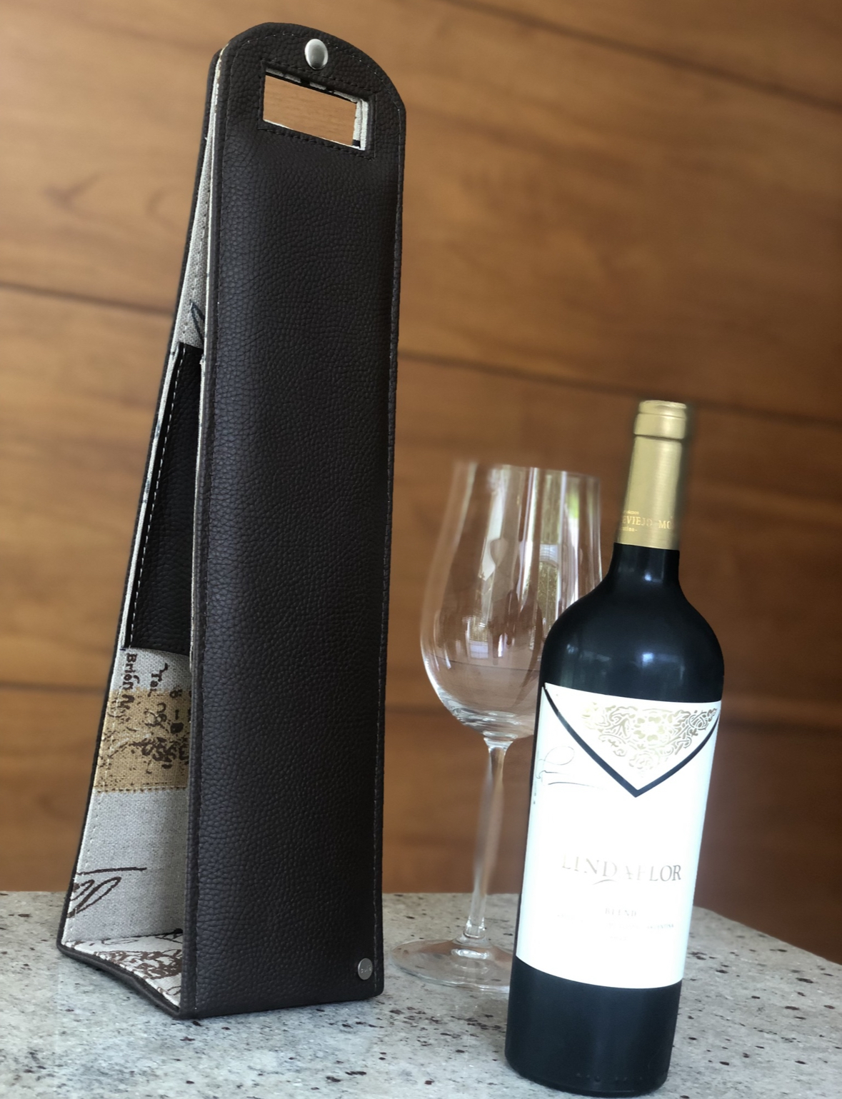 Vinera - Sola Design